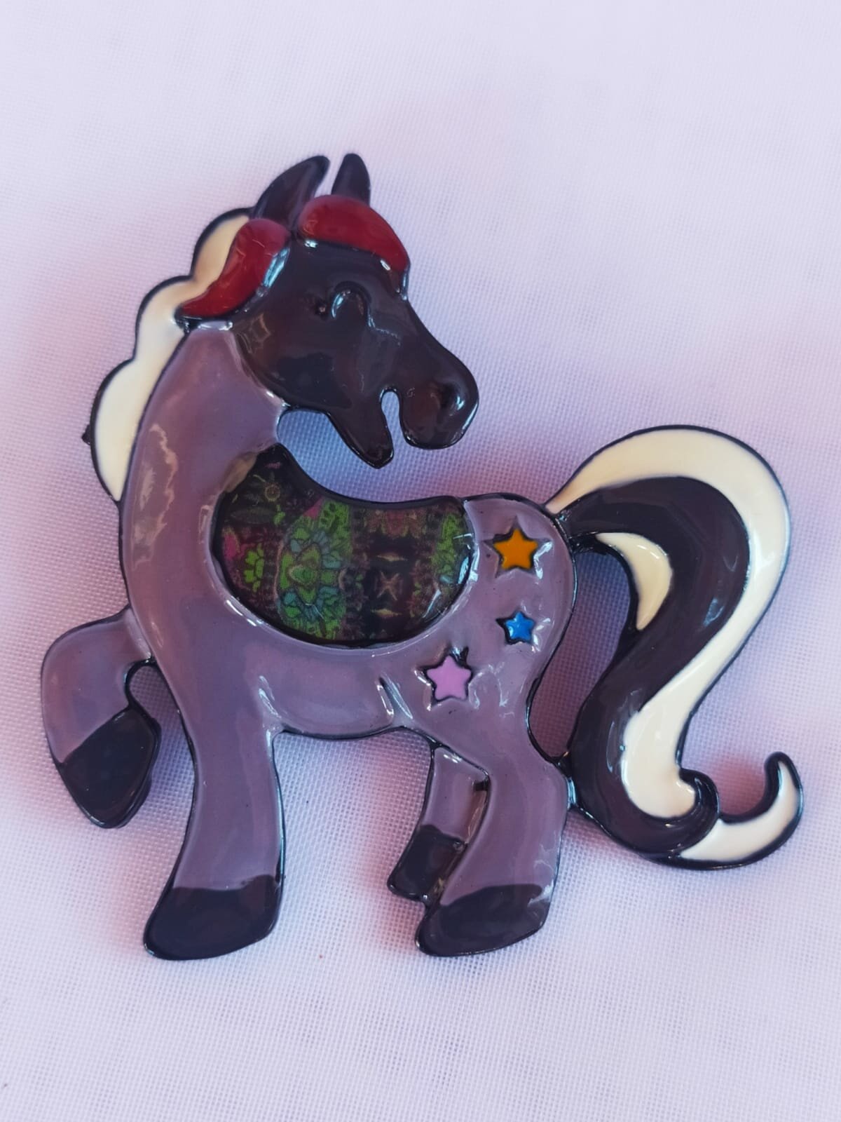 Брошь, эмаль