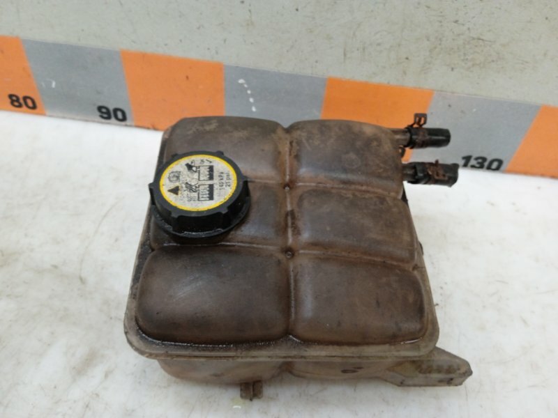 Б/У Форд Ц-Макс Бачок расширительный Ford C-Max 2005 C214 303830 FORD арт. 1425193, 3M5H8K218AJ