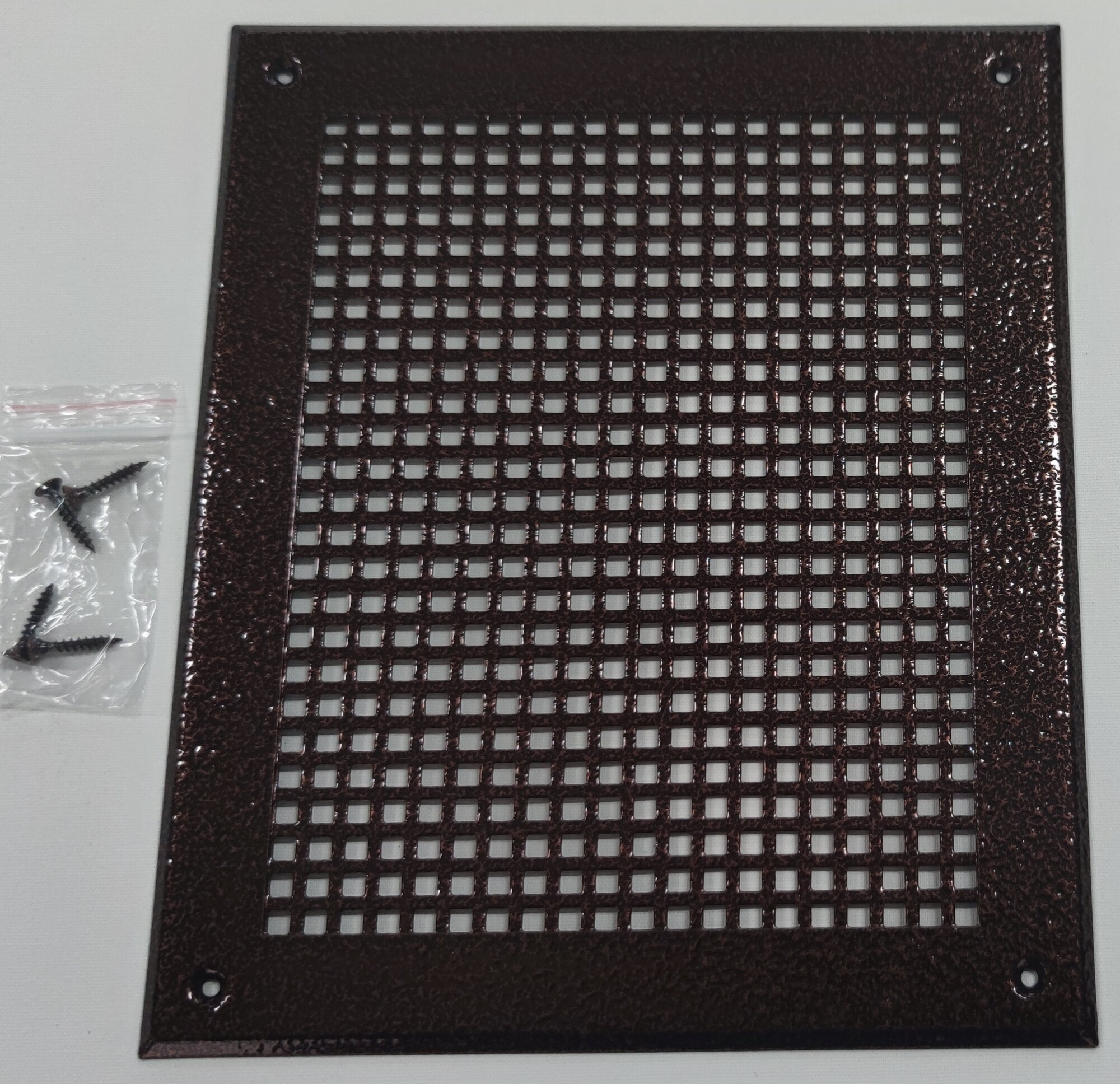 Решетка плоская с подгибом 250х210, Штамп, перфорация Квадрат 5-8, Медь.