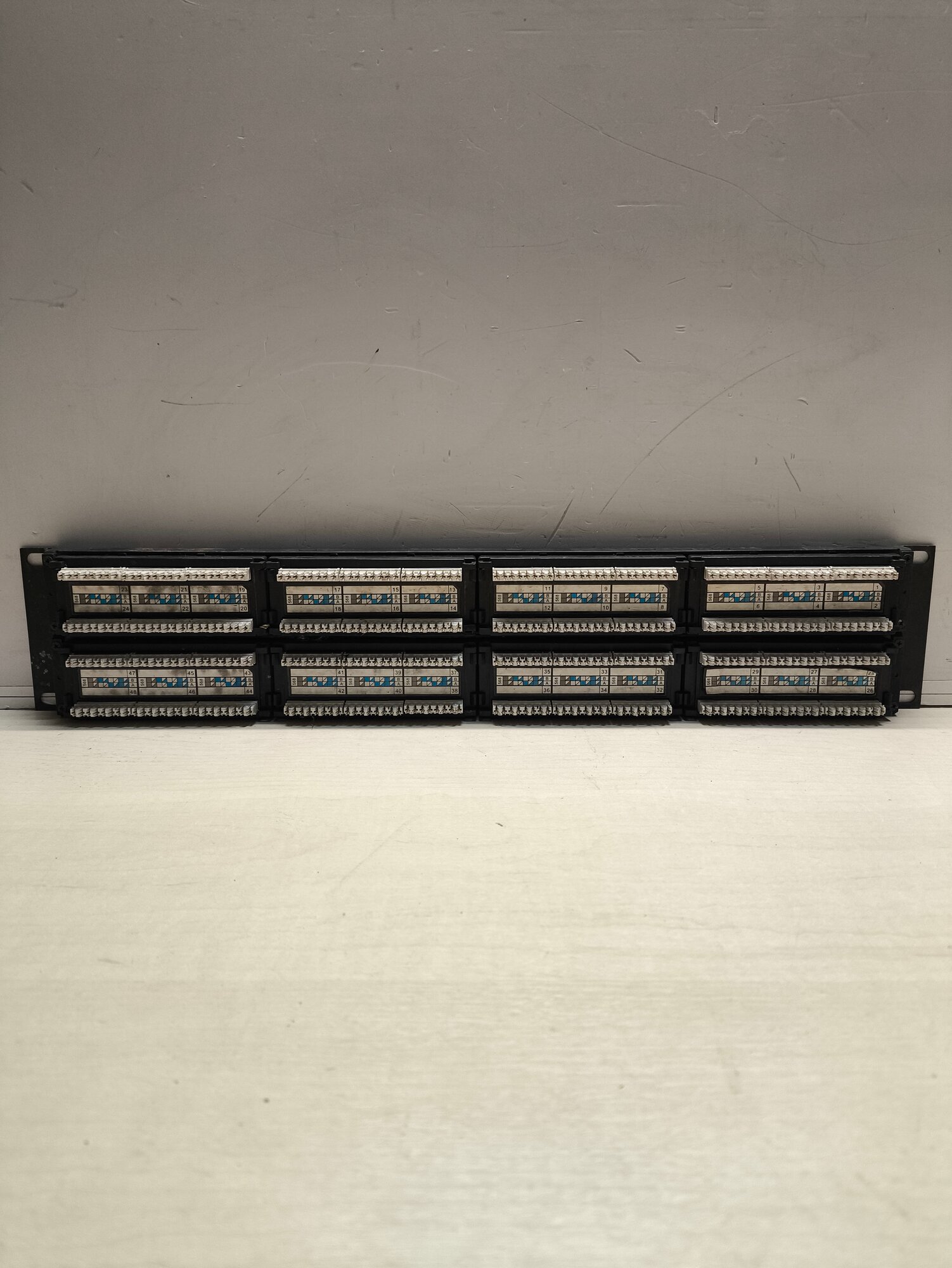 Патч панель Signamax – 48-Port CAT 5E Patch Panel T568A/B Wiring — фото 1