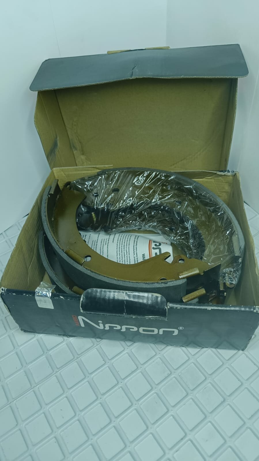 Колодки Барабанные Allied Nippon Abs0310 ALLIED NIPPON задние арт. ABS0310 MR178823, MB858876, MB858877 MITSUBISHI