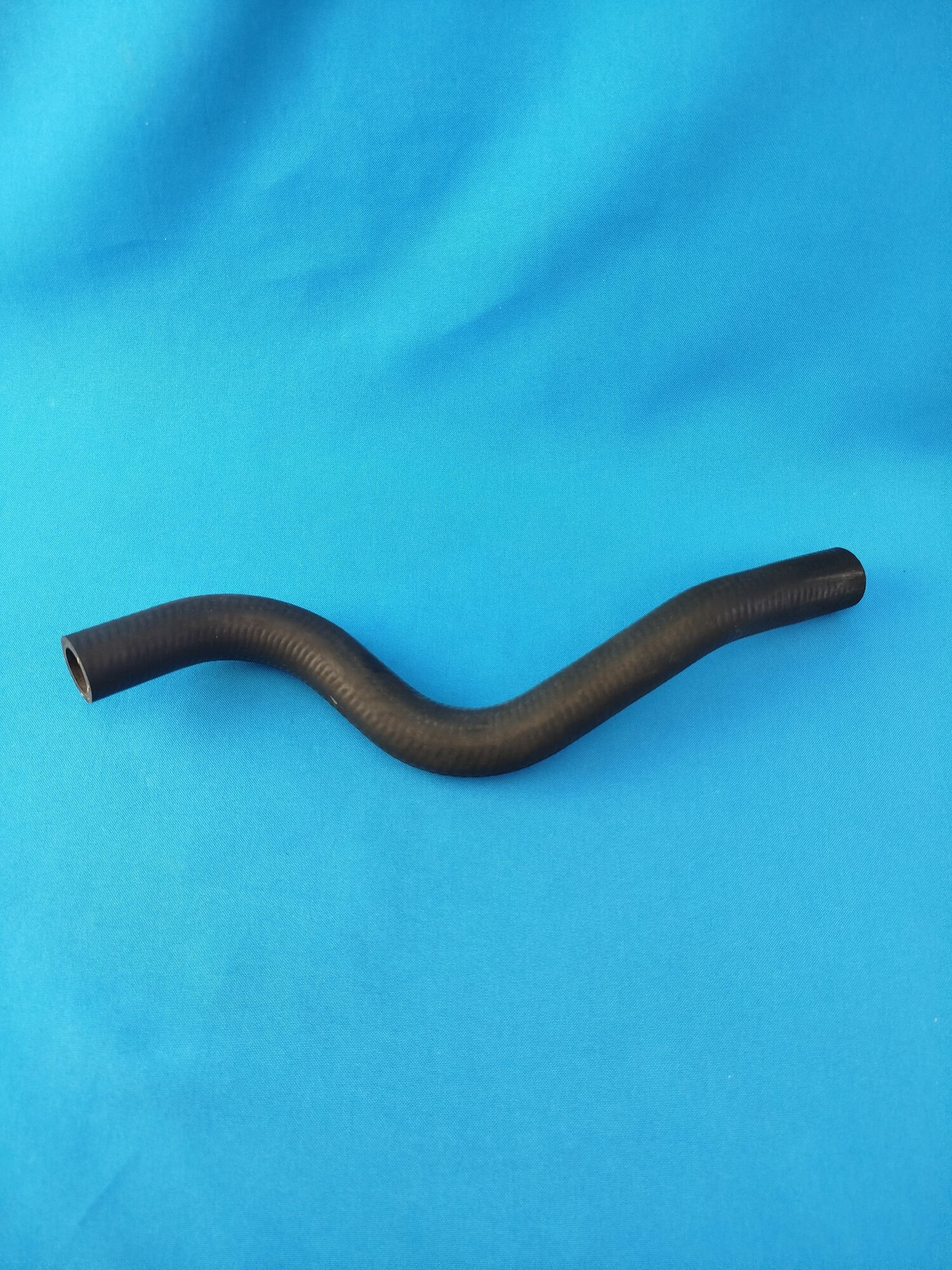 Патрубок печки отводящий "БРТ" Веста 360мм (8450007978)