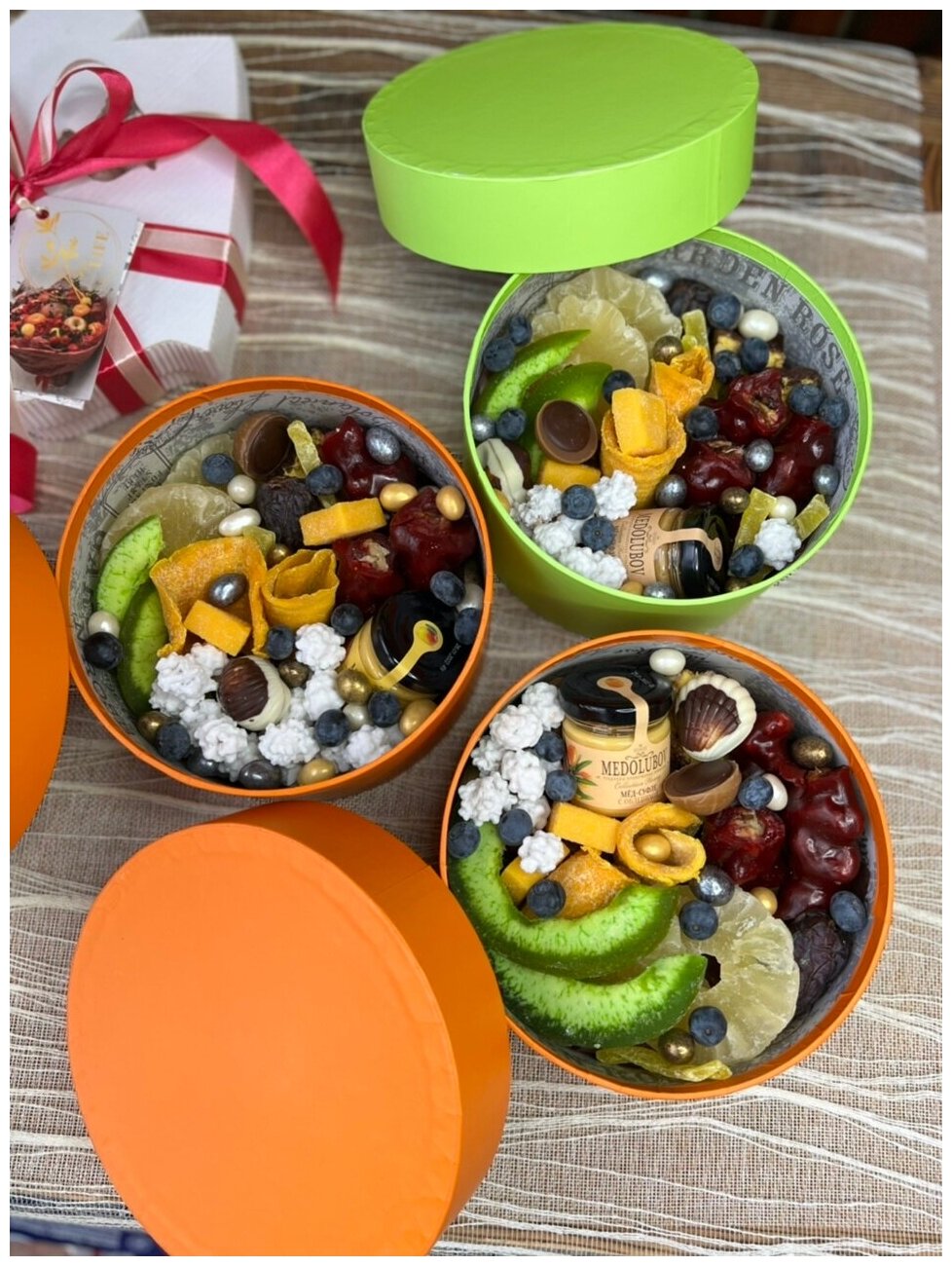 «Коробочка Комплимент». Смесь орехов и сухофруктов.