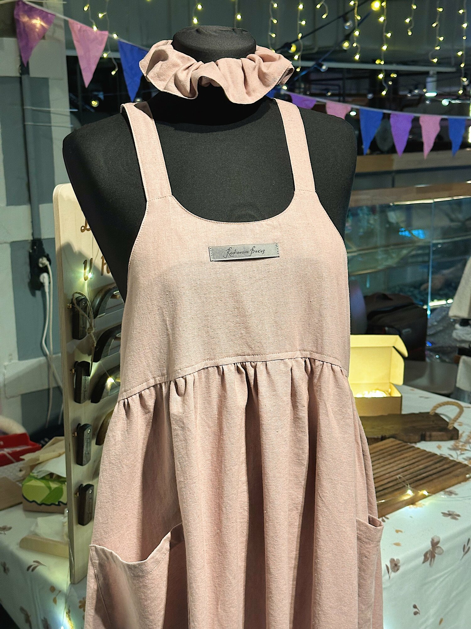 Фартук Rodionova Bakes из натурального льна винный