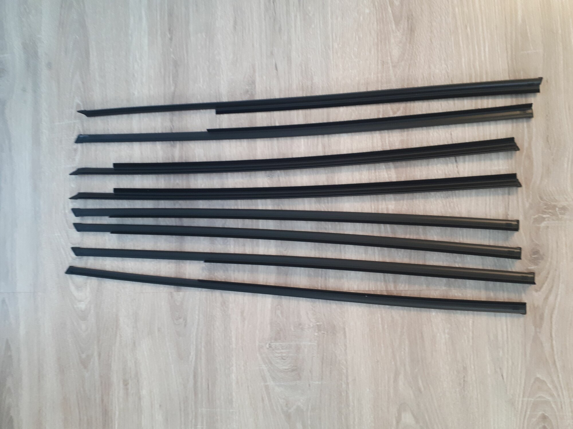 Бархотки (уплотнители) подвижных стекол ВАЗ 2105-2107