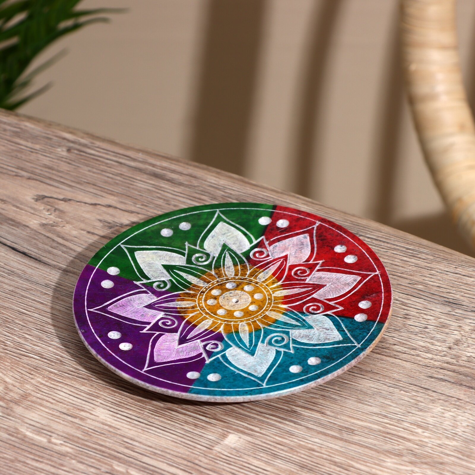 Подставка для благовония «Цветок», 12.5 см, камень