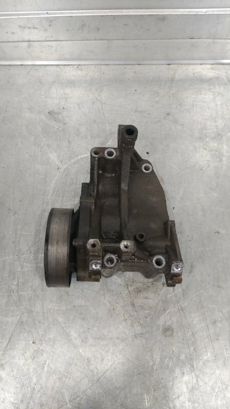 Корпус помпы Honda Accord CL7 K20Z2 2005-2008 19410-RAA-A00