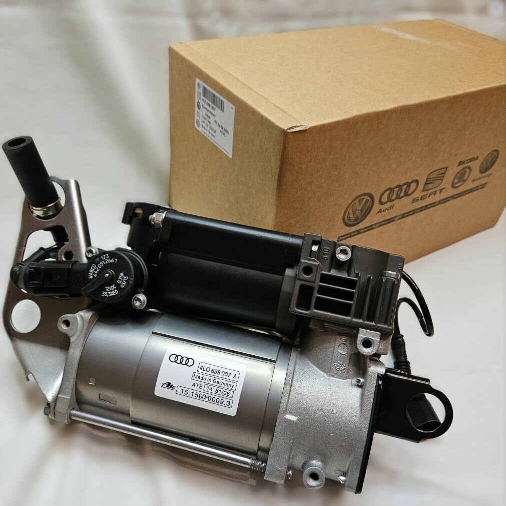 Компрессор пневмоподвески AUDI Q7 4L (2005-2015) Оригинал "Как новый"