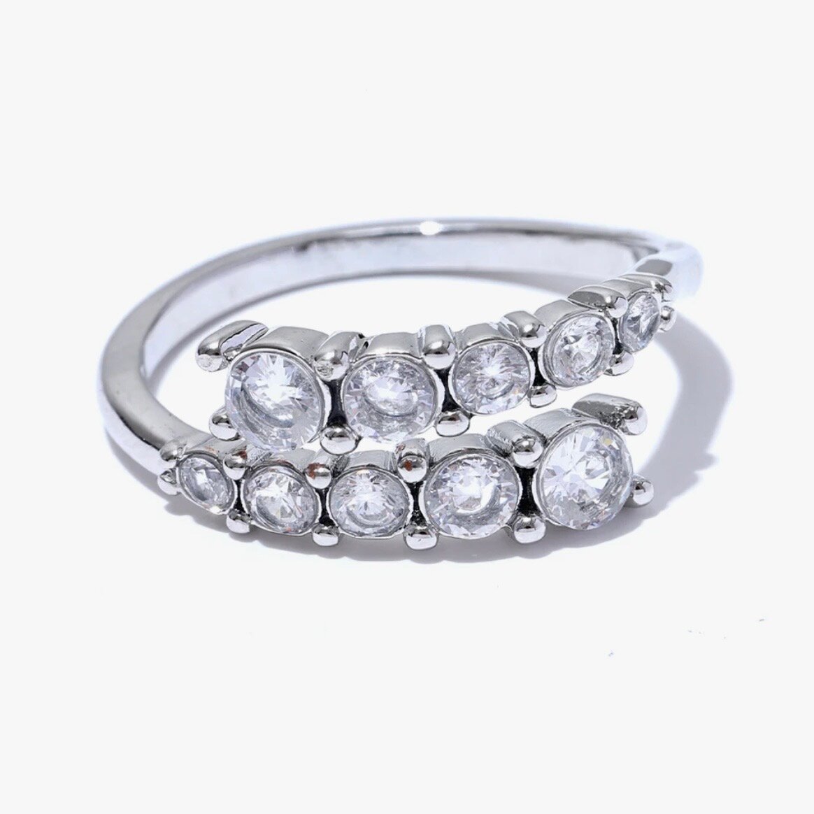 Кольцо помолвочное, циркон, Swarovski Zirconia, фианит