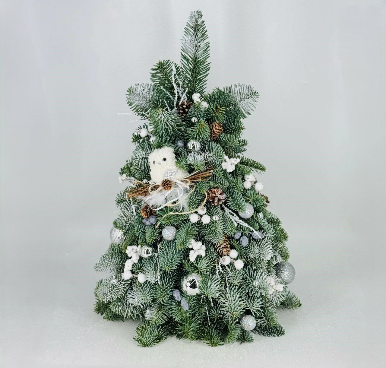 Новогодняя ёлочка 60 см ручной работы из живого нобилиса, новогодний декор