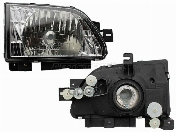 Фара Nissan Atlas F 02-07 (Справа) Sat арт. ST-215-11A0R