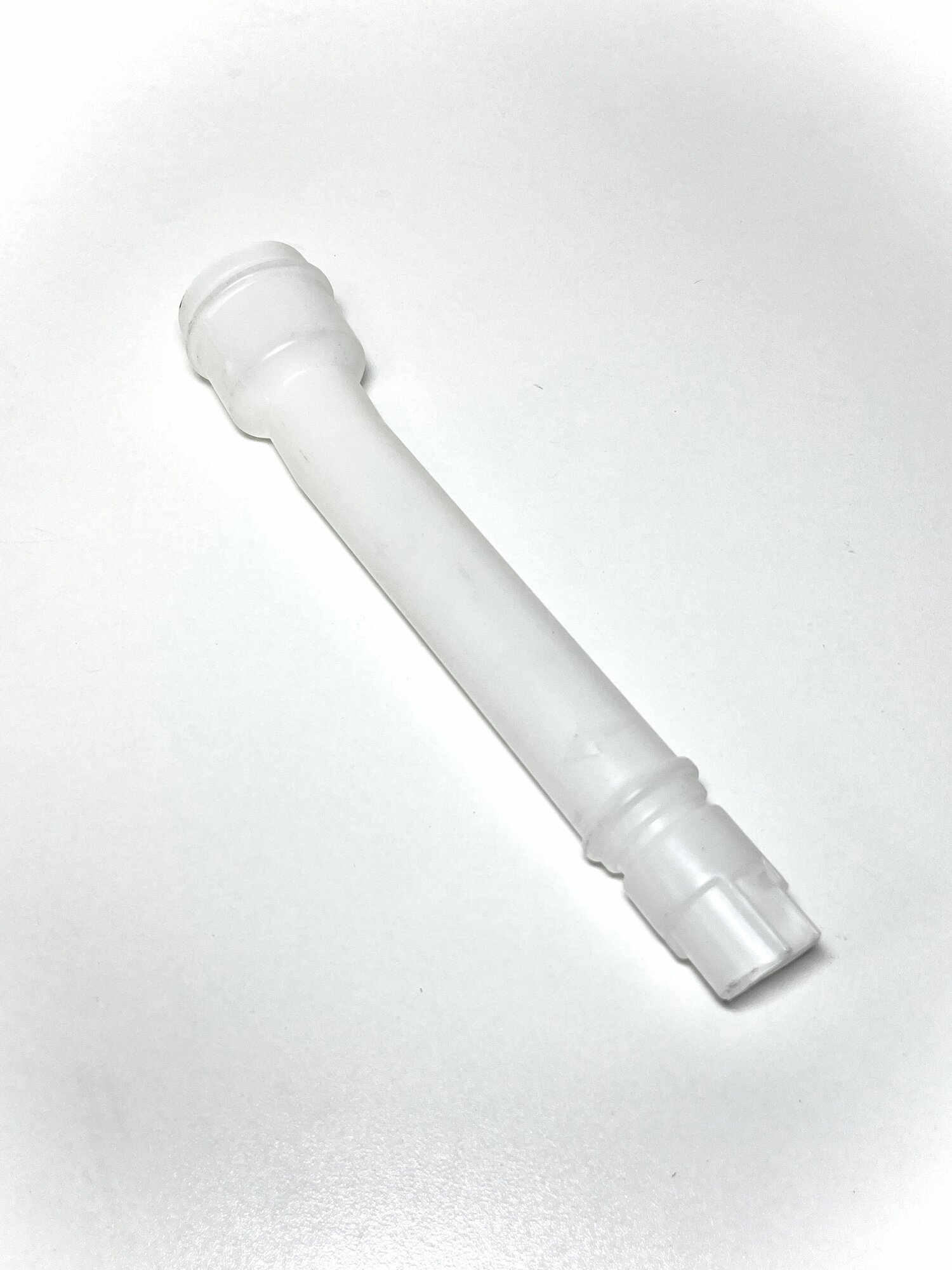 Горловина бачка стеклоомывателя Chevrolet Aveo T300 (Шевроле Авео 2011 - 2015)