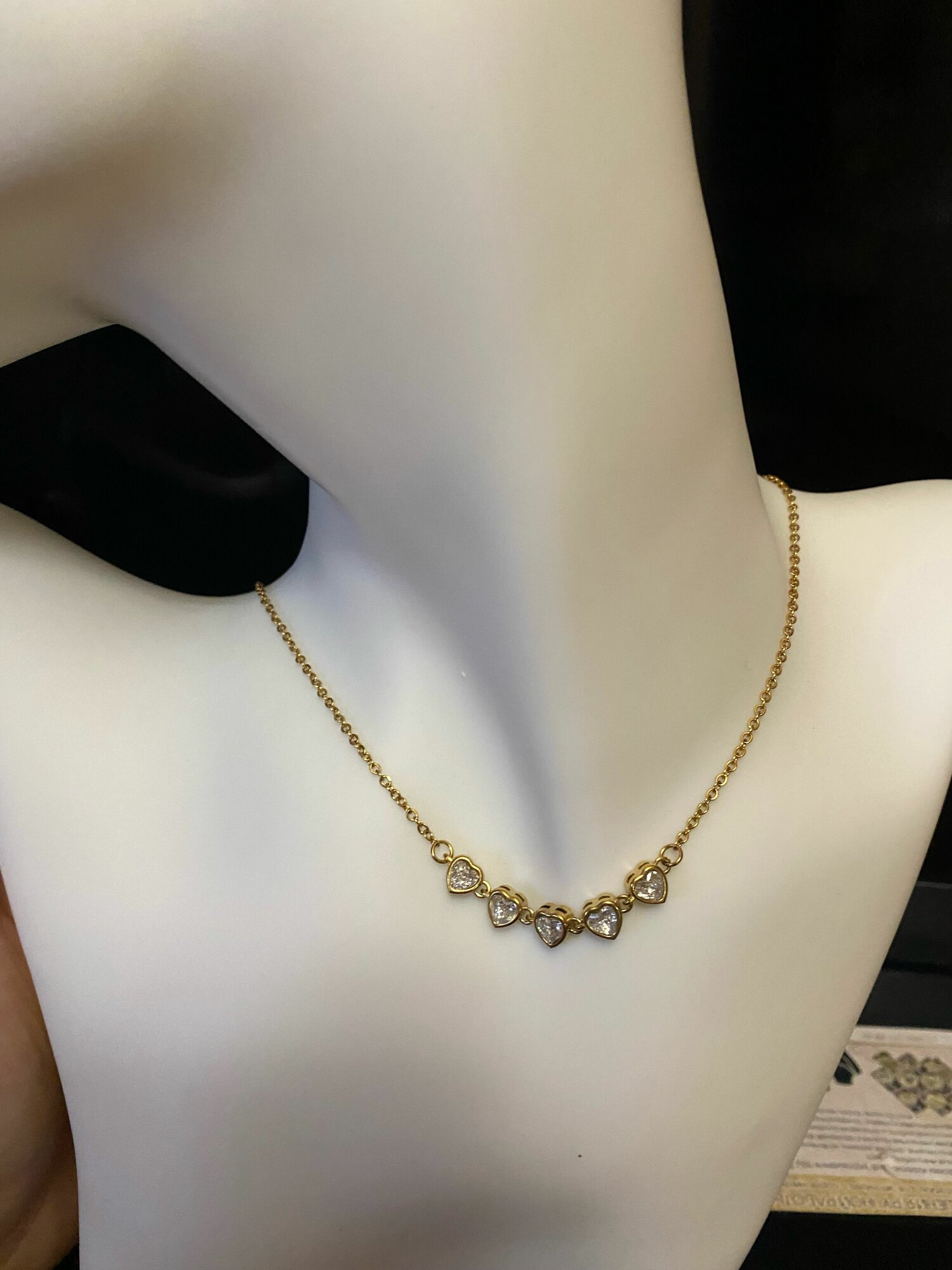 Колье, фианит