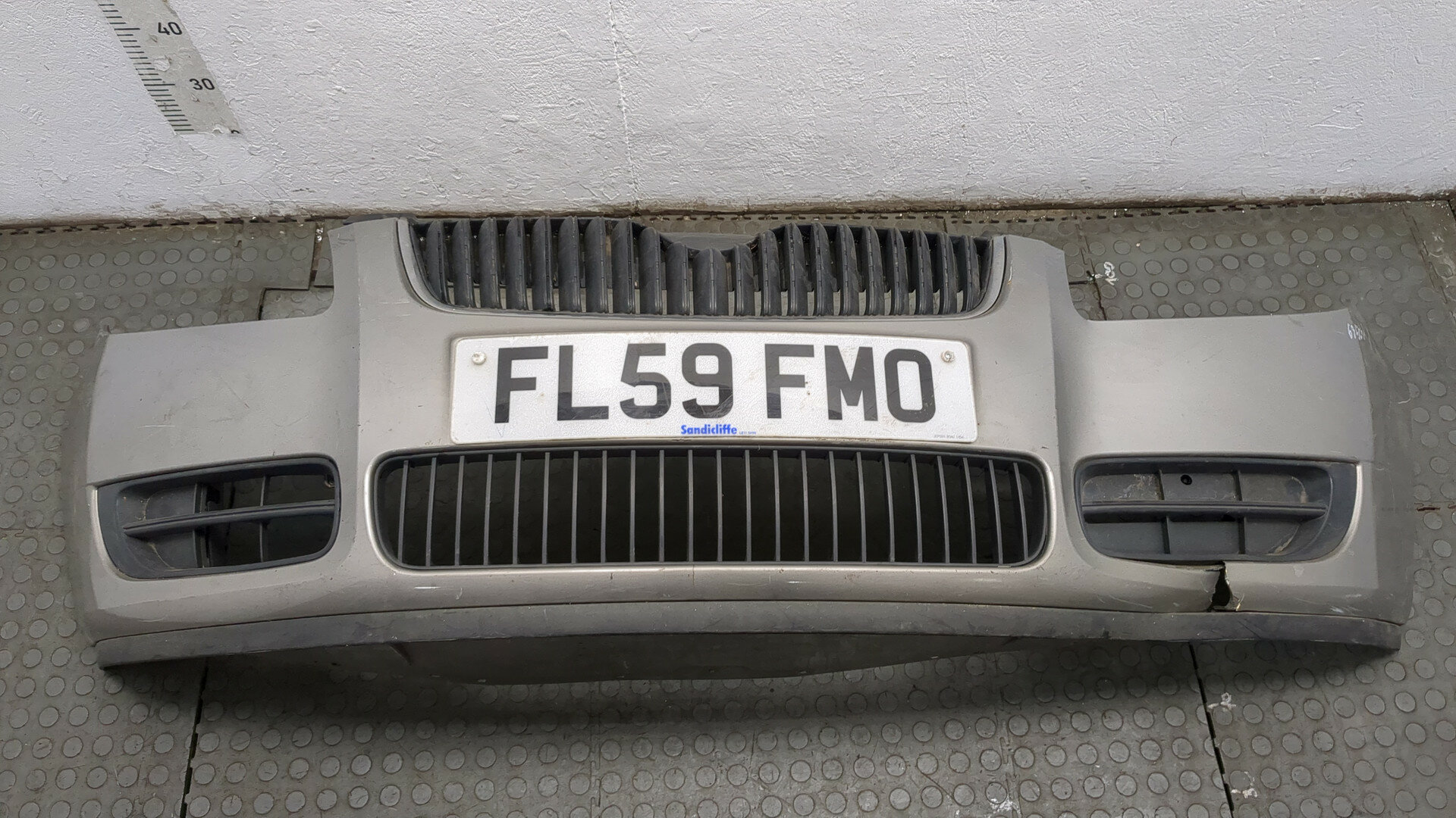 Бампер передний Skoda Fabia Б/У