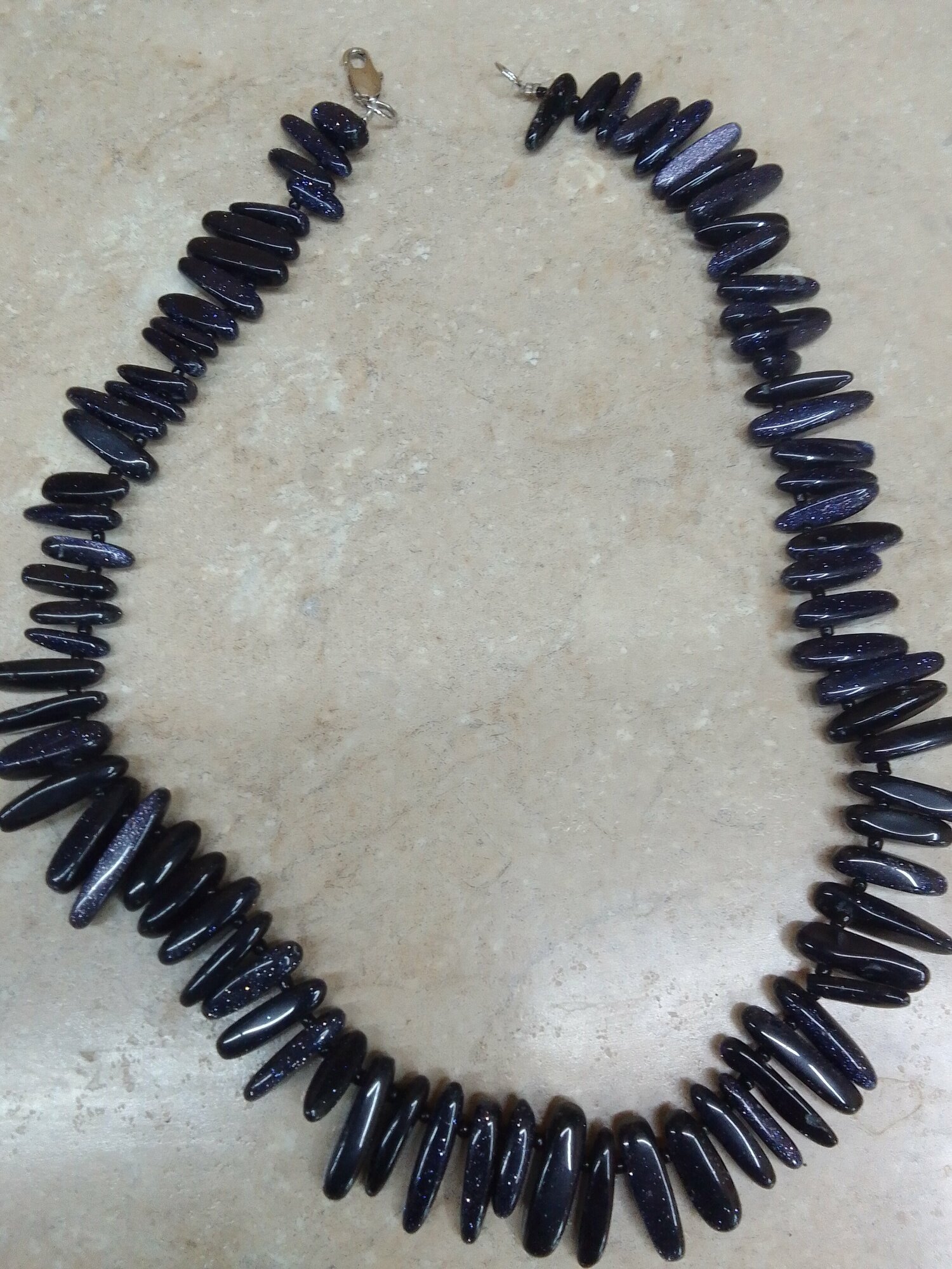 Колье, авантюрин