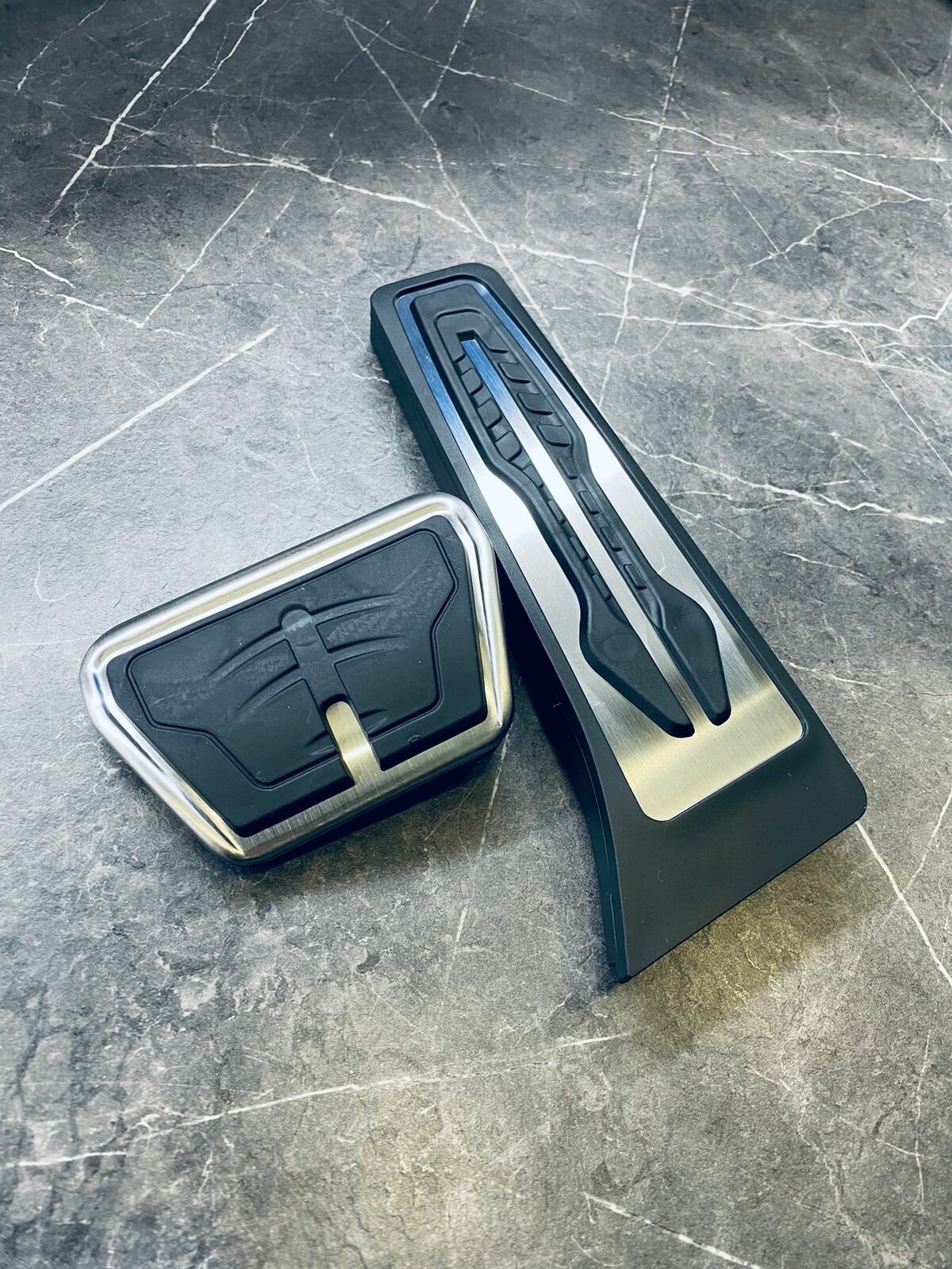 Накладки на педали BMW G серии