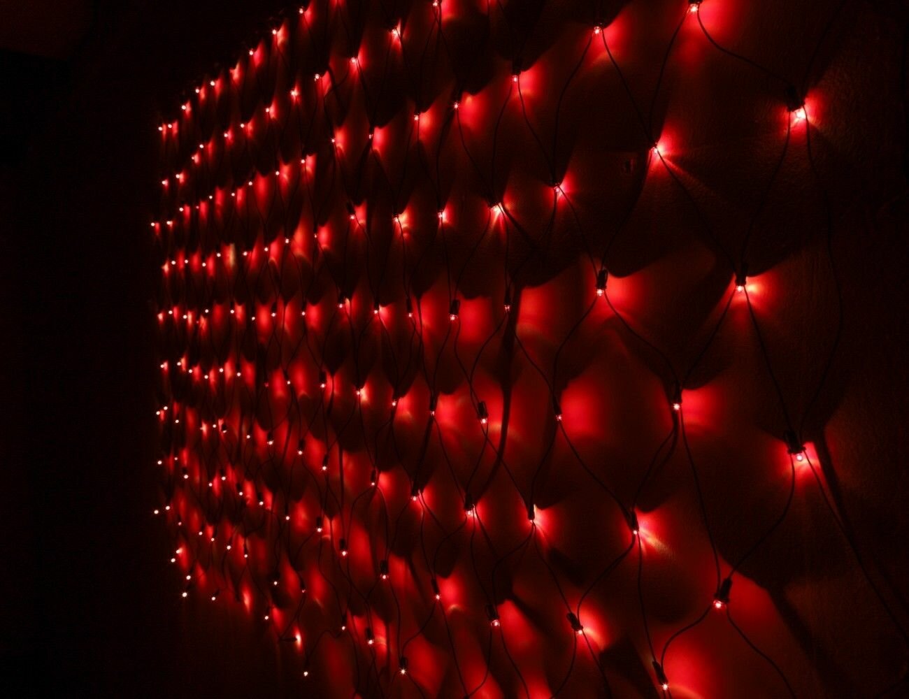 Гирлянда Сетка 1.4*1.1 м, 160 красных микроламп, зеленый ПВХ, контроллер, IP20, MOROZCO