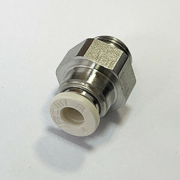 270422 Фитинг прямой 1/8"М- цанга 4 мм.