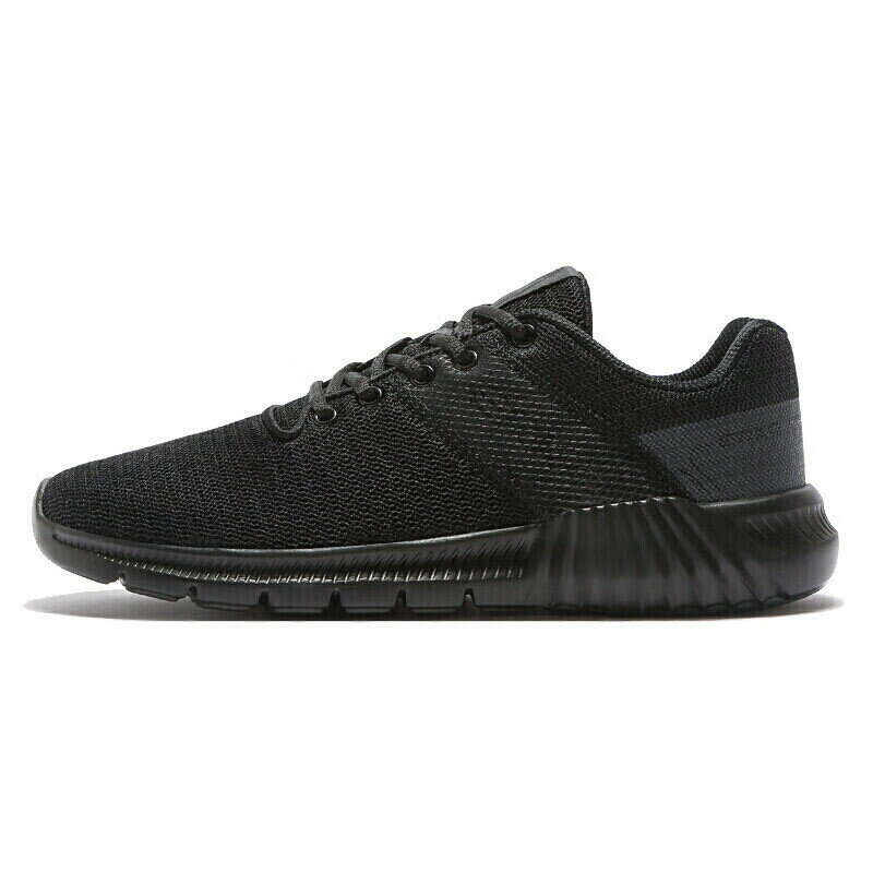 Кроссовки