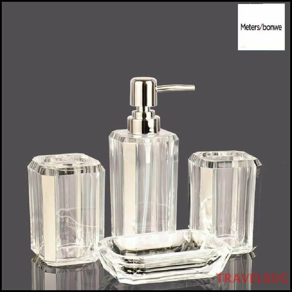 Набор для мытья рук в ванной комнате