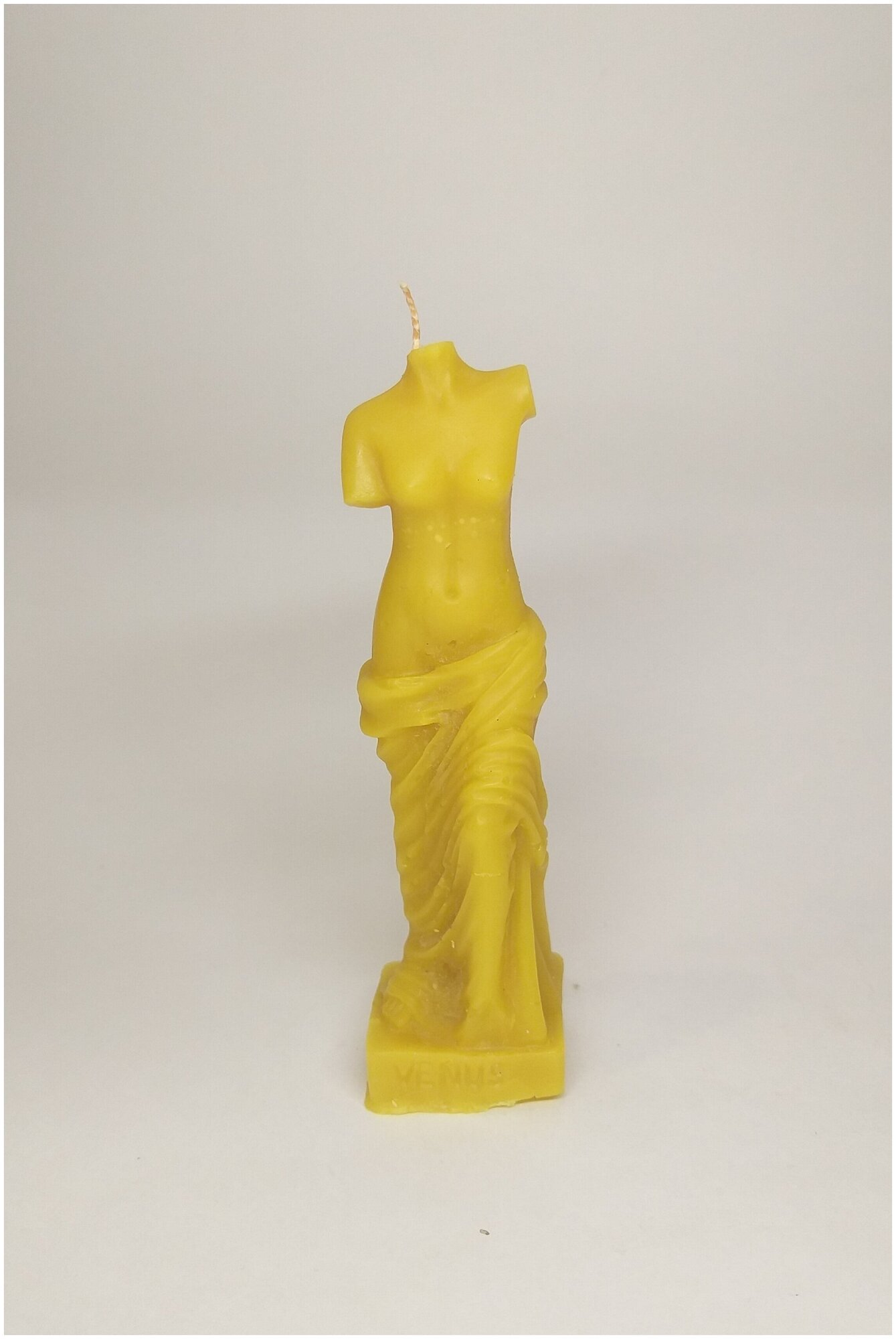 Свеча "Венера Милосская", фигурная, из пчелиного воска, желтая