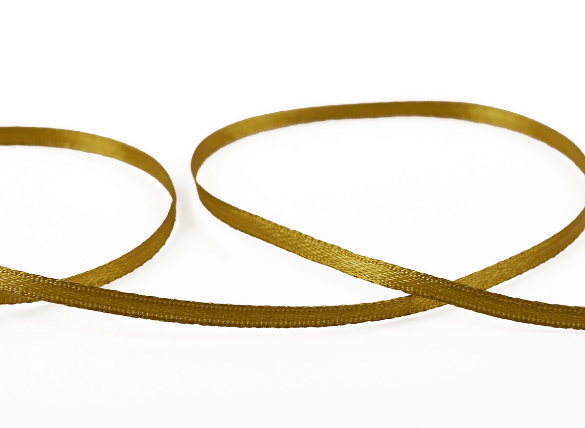 Лента атласная 3 мм (1/8 ") Gamma AL-3P двухстор. 91.4 м №087 зелено-хаки