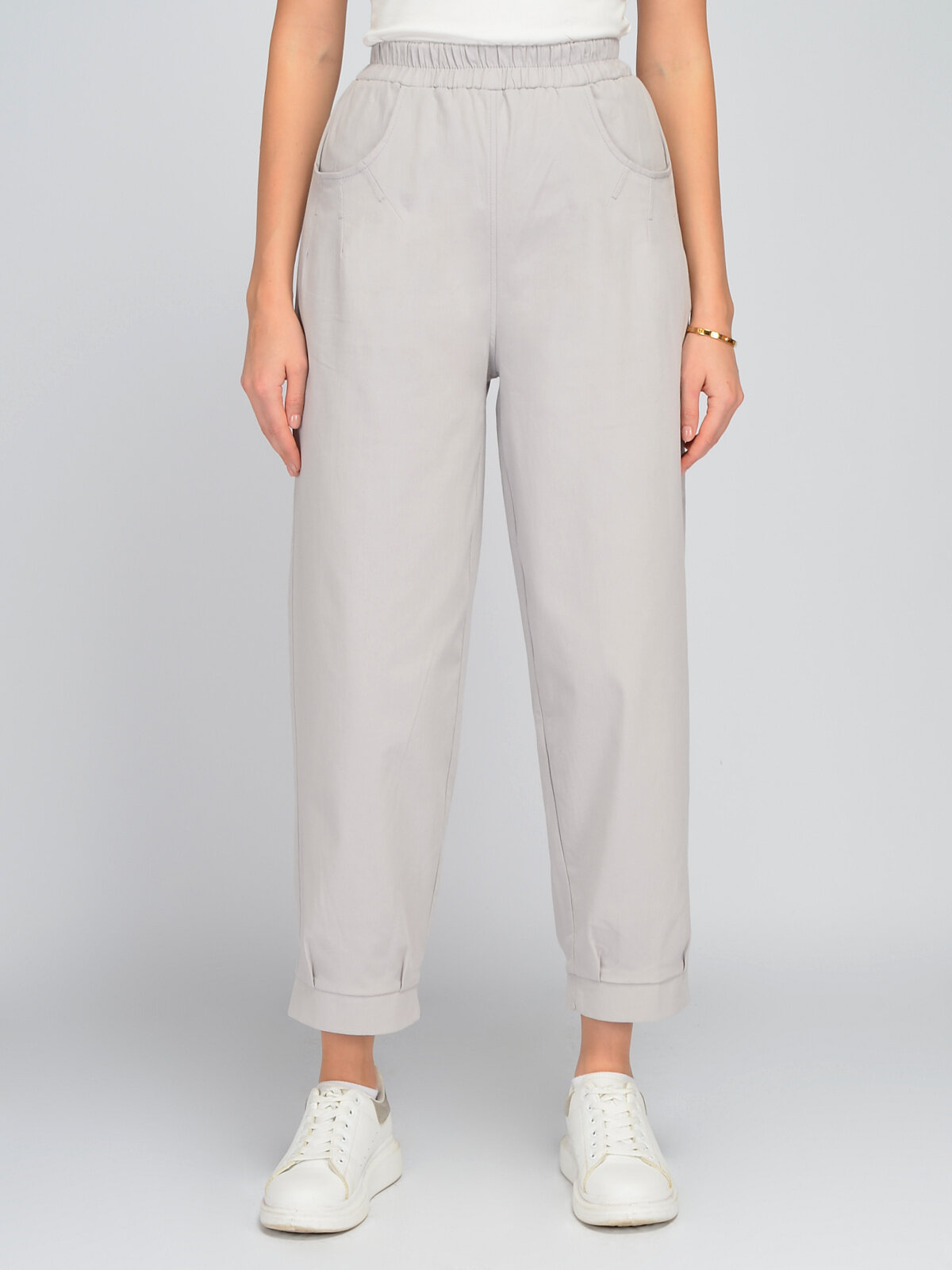 Брюки бананы