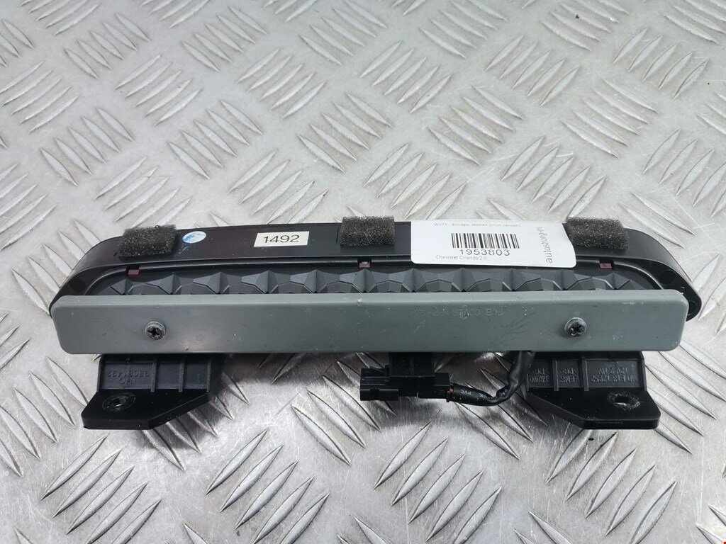 Фонарь дополнительный тормозной (стоп-сигнал) Chevrolet Orlando 95031492 арт. 1953803