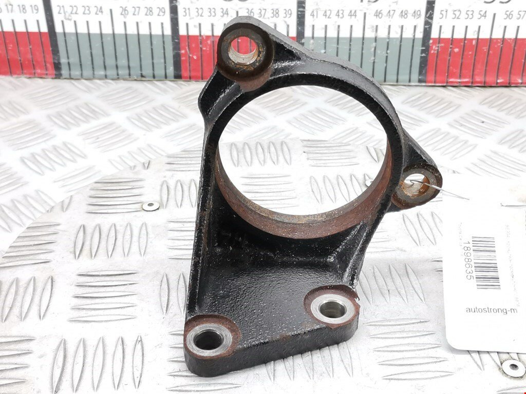 Кронштейн промежуточного вала Toyota Celica 7 арт. 1898635