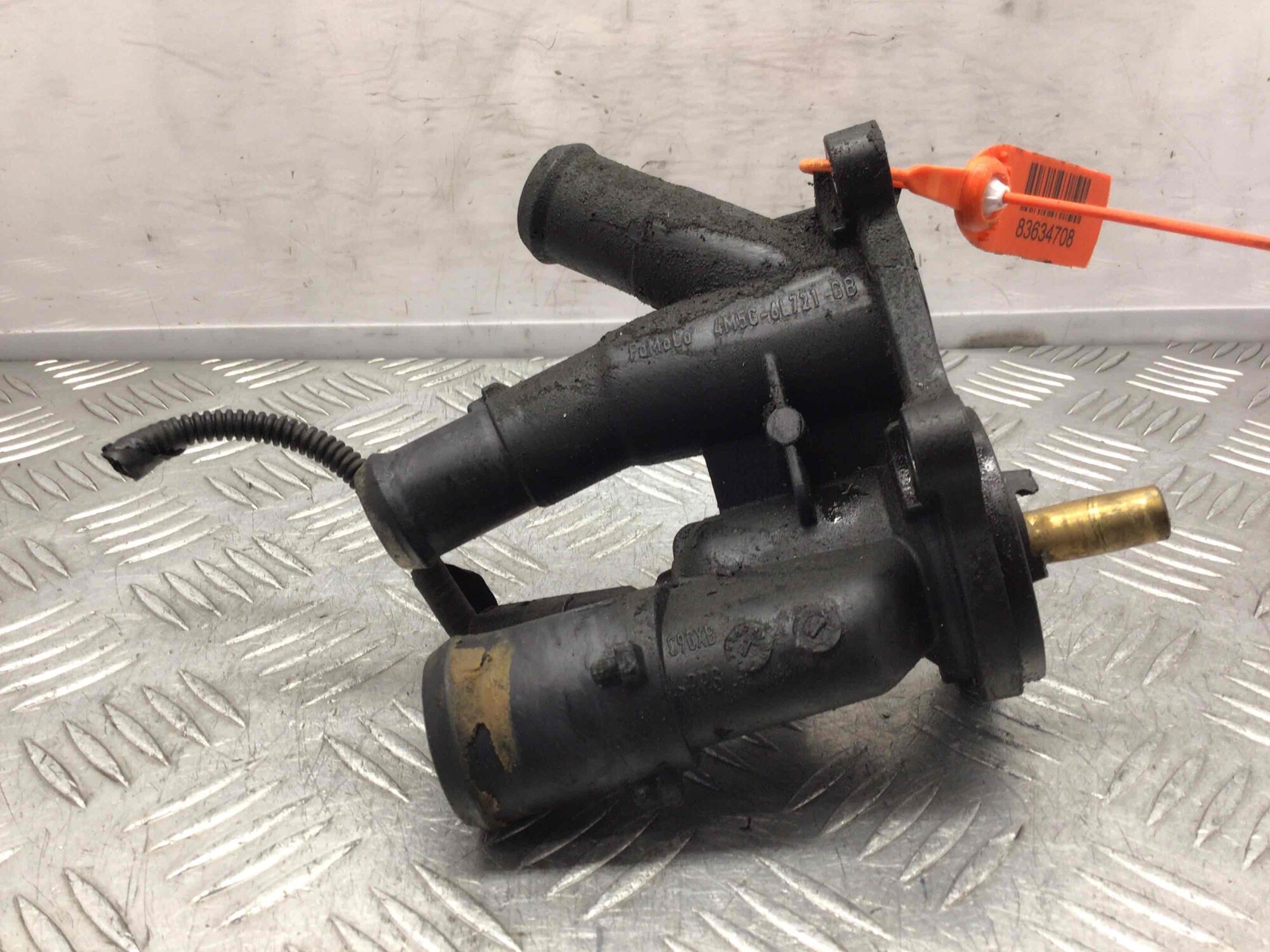 Б/У Корпус термостата Ford Focus 2 поколение (2005-2008) 2007 г.