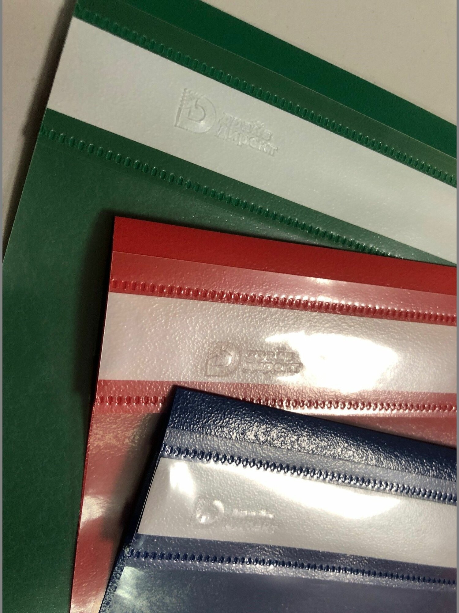 Набор папок-скоросшивателей А4 Драйв Директ 3 шт./3 цв. красный, зеленый, синий пластик. 180 мкм, пластиковая