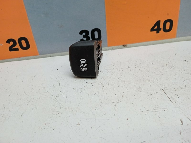 Б/У антипробуксовочной системы, Шевроле Трейлблейзер ГМ800 Кнопка Chevrolet TrailBlazer 2014 31UX, GM800 220389 GENERAL MOT...