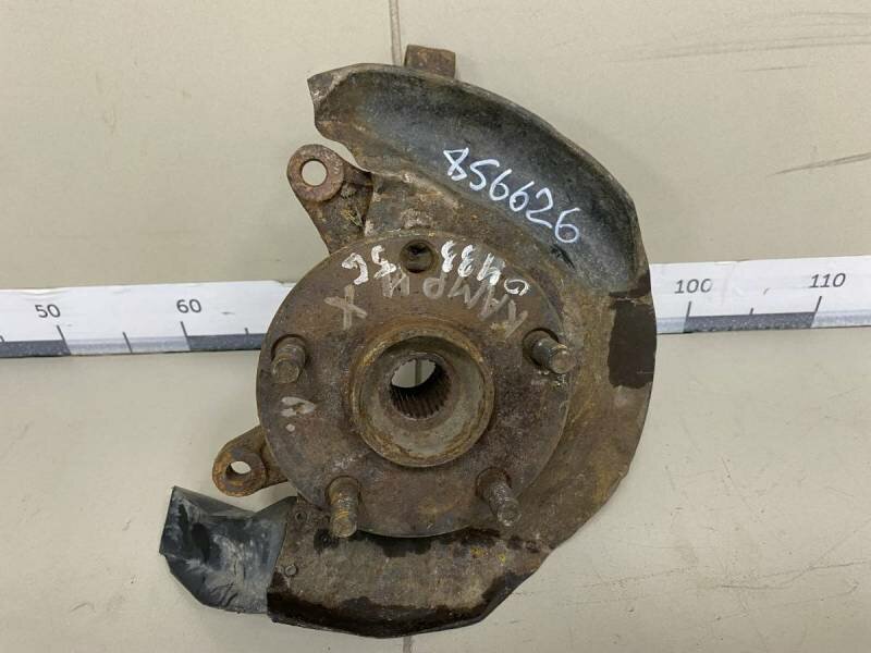 Кулак поворотный передний левый Toyota Camry V10 1991-1996 кат.номер: 4321233010