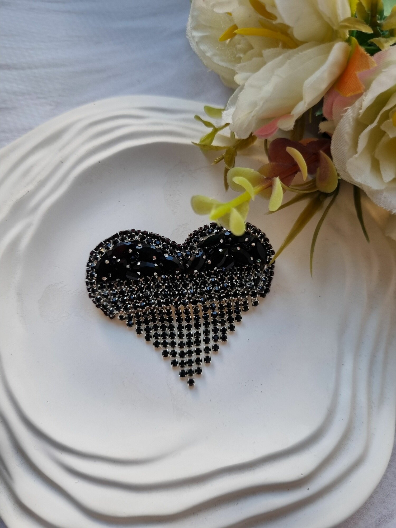 Брошь, хрусталь, стекло