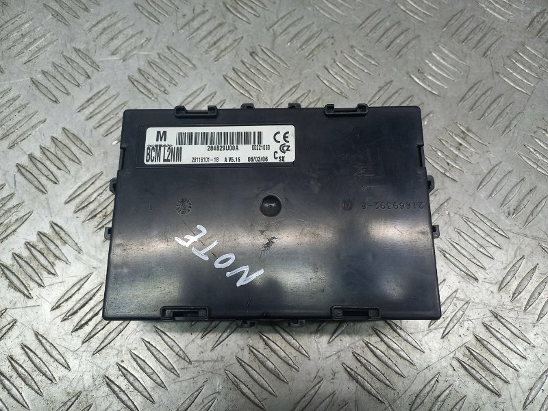 Б/У Блок комфорта Nissan Note 1 E11 / Ниссан Нот 1 E11 1.6 HR16 110Л.С. 2006