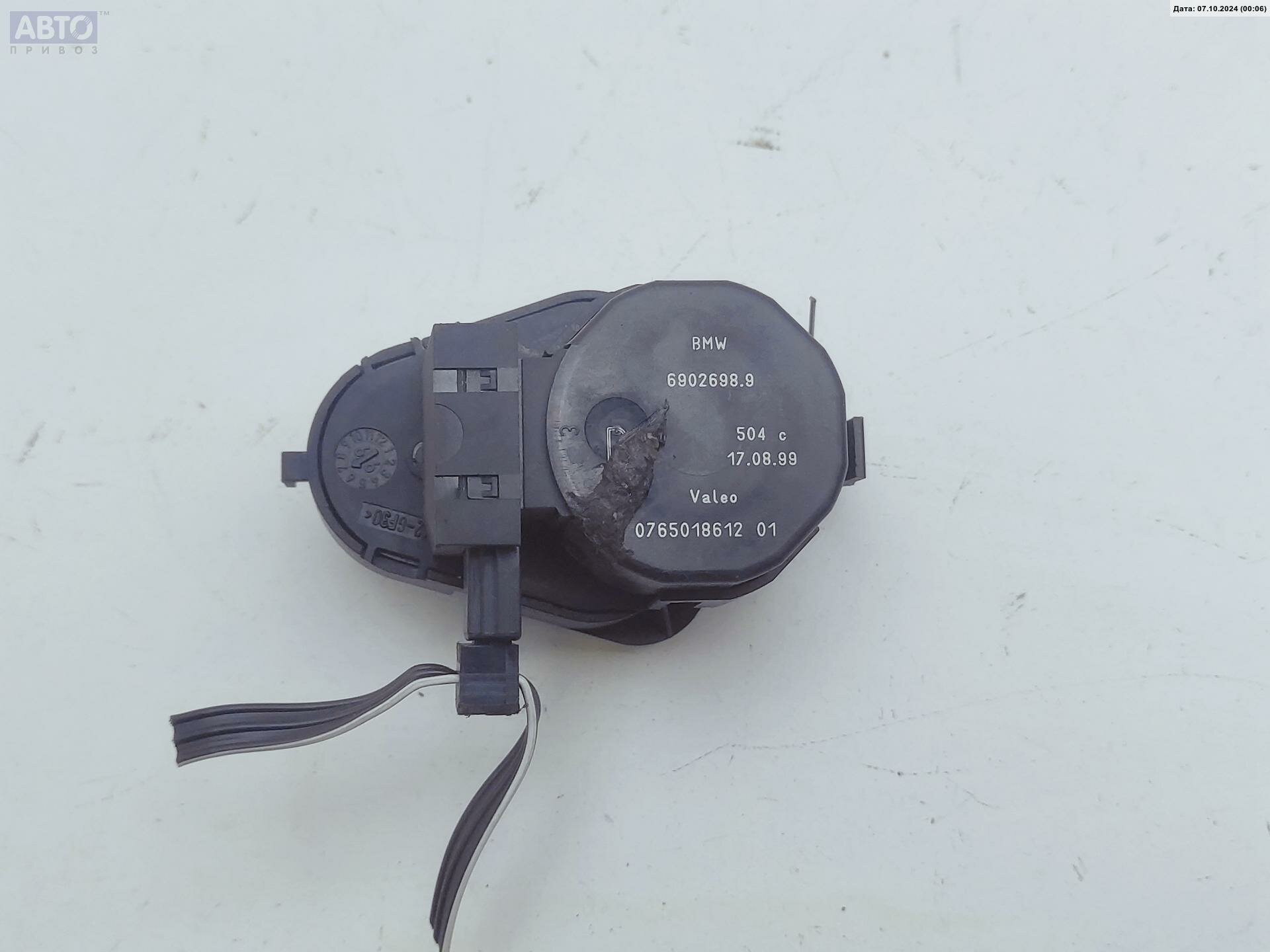 Моторчик заслонки отопителя BMW 5 E39 (1995-2003)