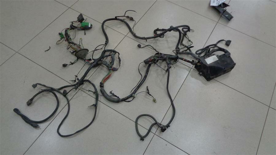Проводка подкапотная от Ford Focus 2 2004-2008