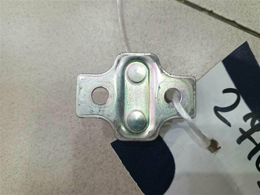 Ответная часть замка двери от Chevrolet Lacetti J200 2003-2013