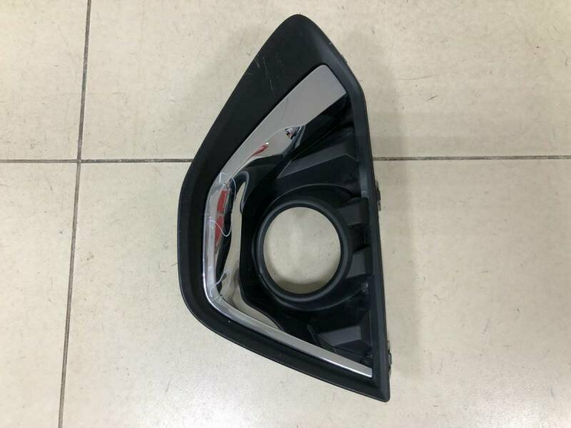 Рамка противотуманной фары правой Haval F7 2018-2022 кат.номер: 2803170XKQ00A