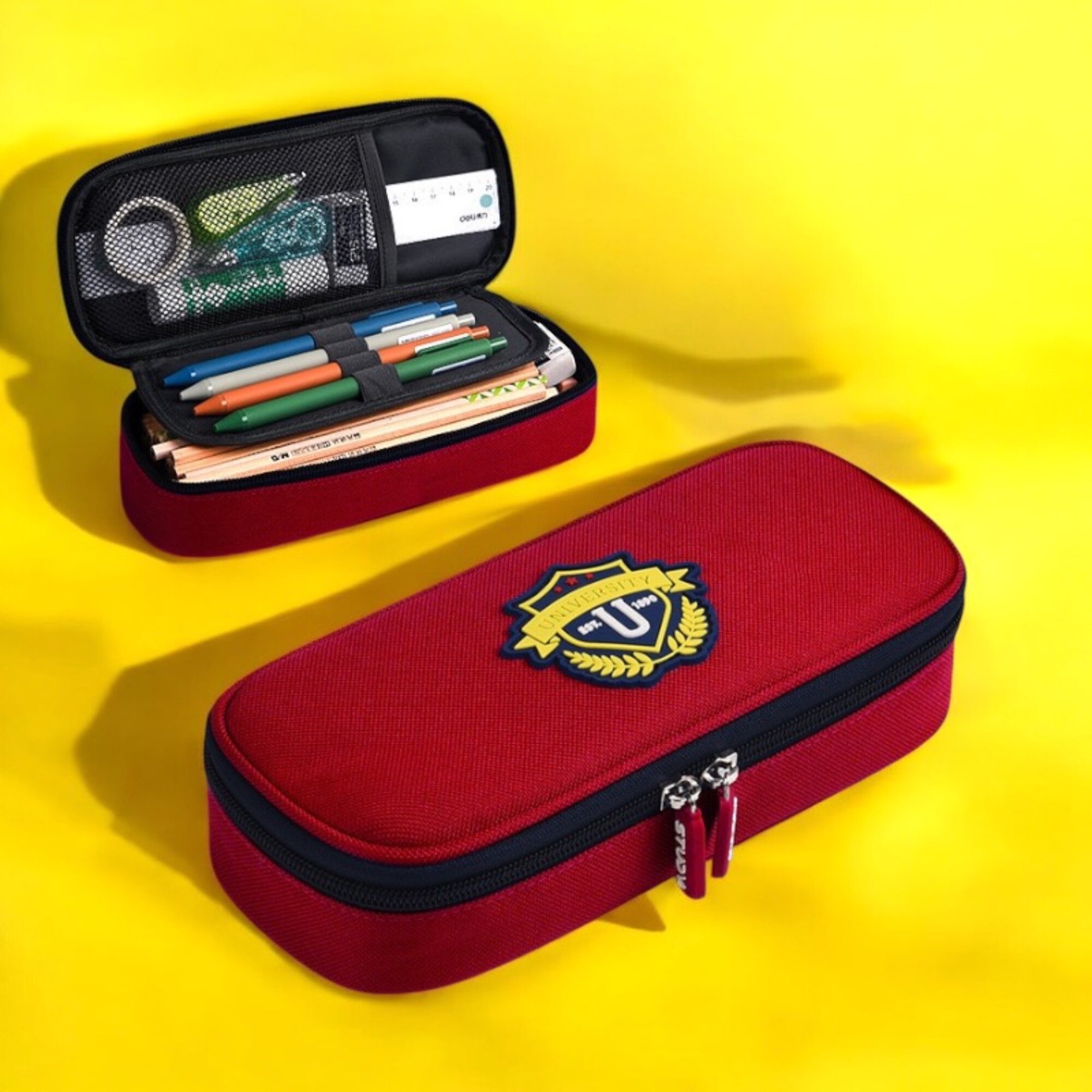 Пенал "Британский стиль", красный, 2 отделения, на молнии, классический дизайн