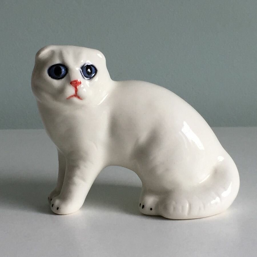 Фаянсовая скульптура Скоттиш белый mini