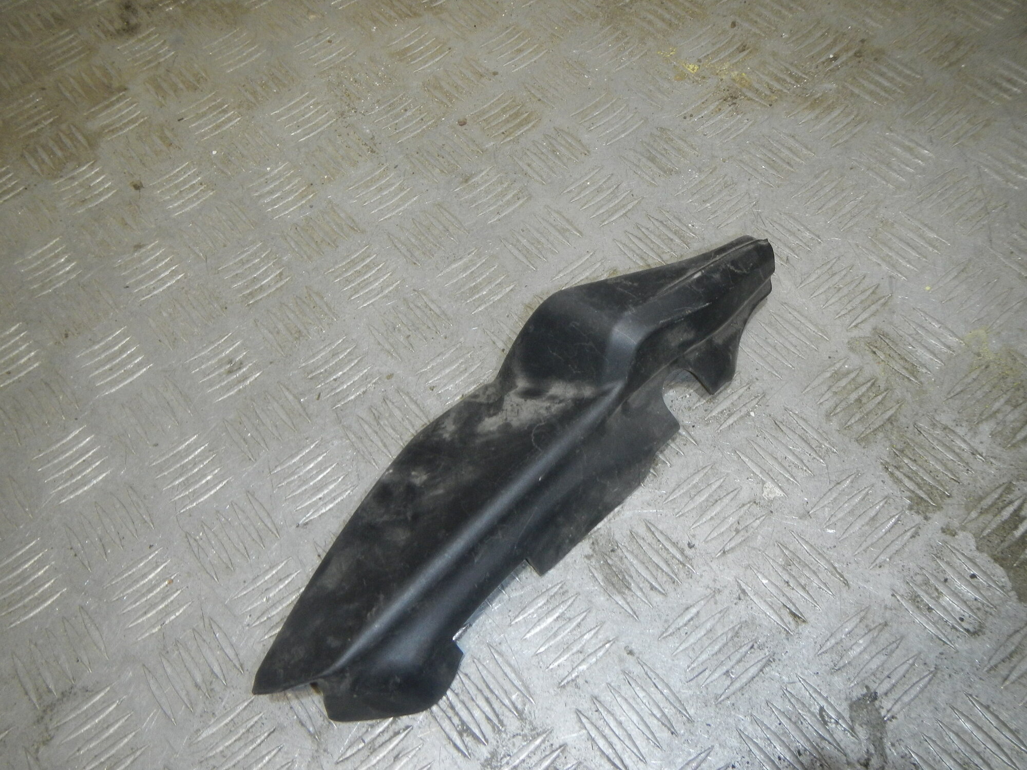 Б/У Накладка двери, Subaru (Субару)-OUTBACK (B14) (10-14) SUBARU OUTBACK (B14) (10-14) багажника правая Царапины. 504280 ...