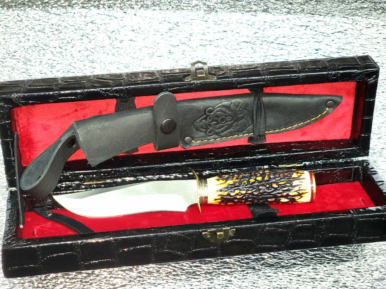 Нож туристический разделочный , Охотник 7 и для рыбалки в чехле ножнах , подарочный черный кожаный футляр ( сталь 65х13)