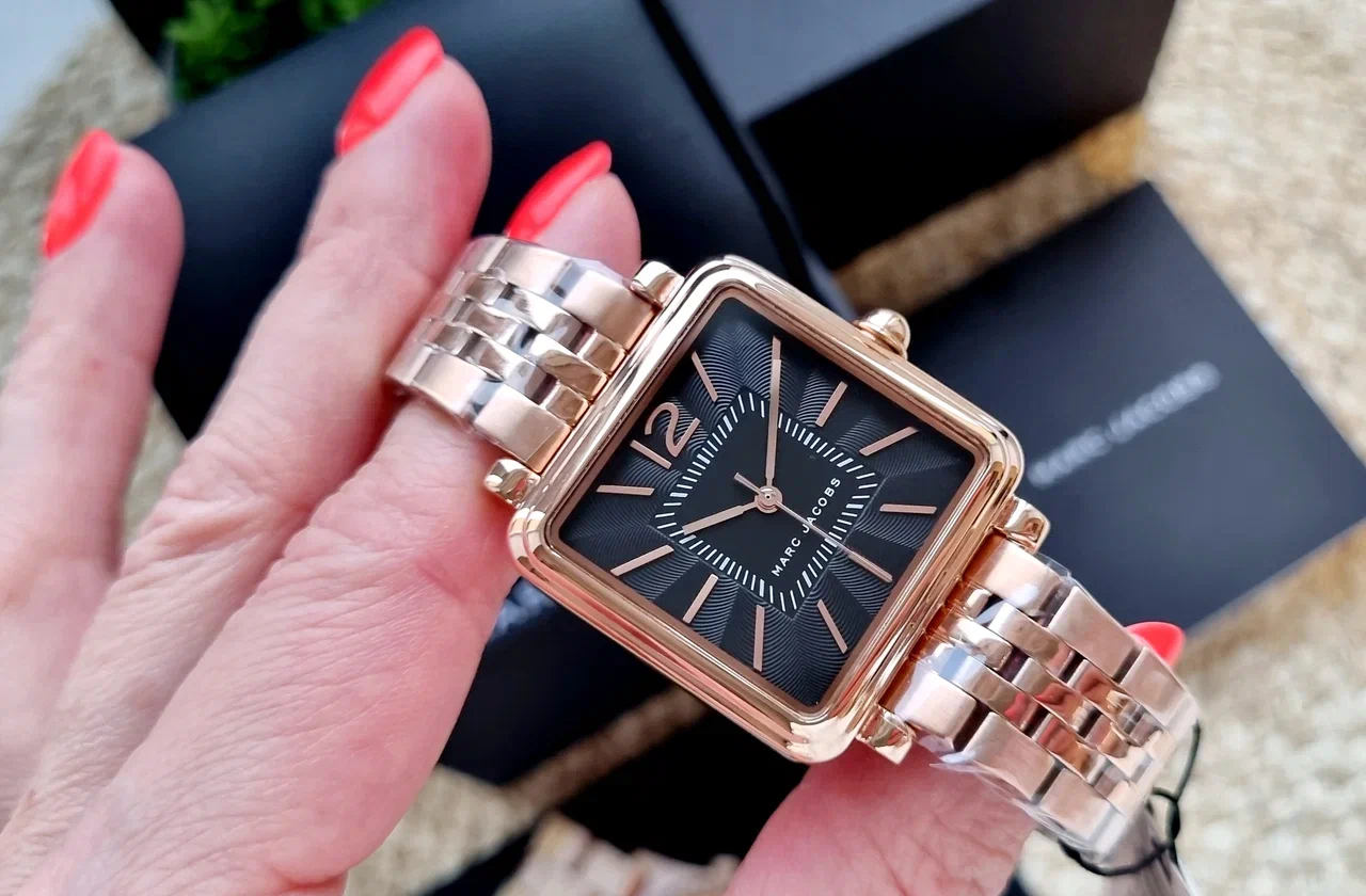 Наручные часы