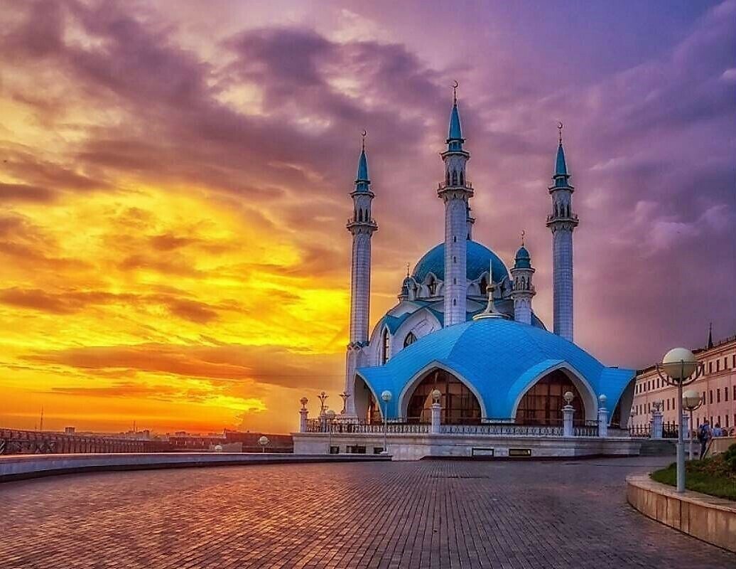 Алмазная мозаика на подрамнике Мечеть Кул- Шариф, 40х50 см, сложность 5, цветов 22/ Komas