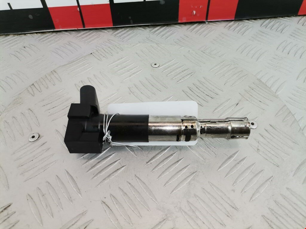 Катушка зажигания Volkswagen Passat 5 GP 066905715 арт. 1233792