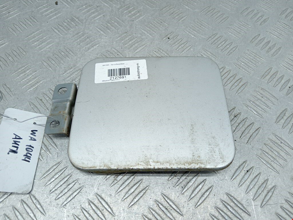Лючок бензобака Mitsubishi Pajero 2 арт. 2127691