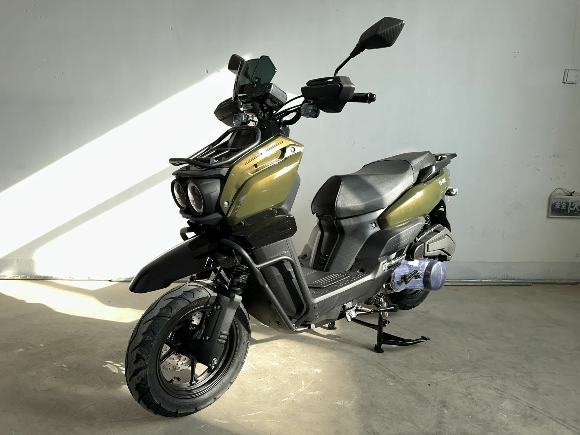 Скутер TANK 49сс (150) зеленый