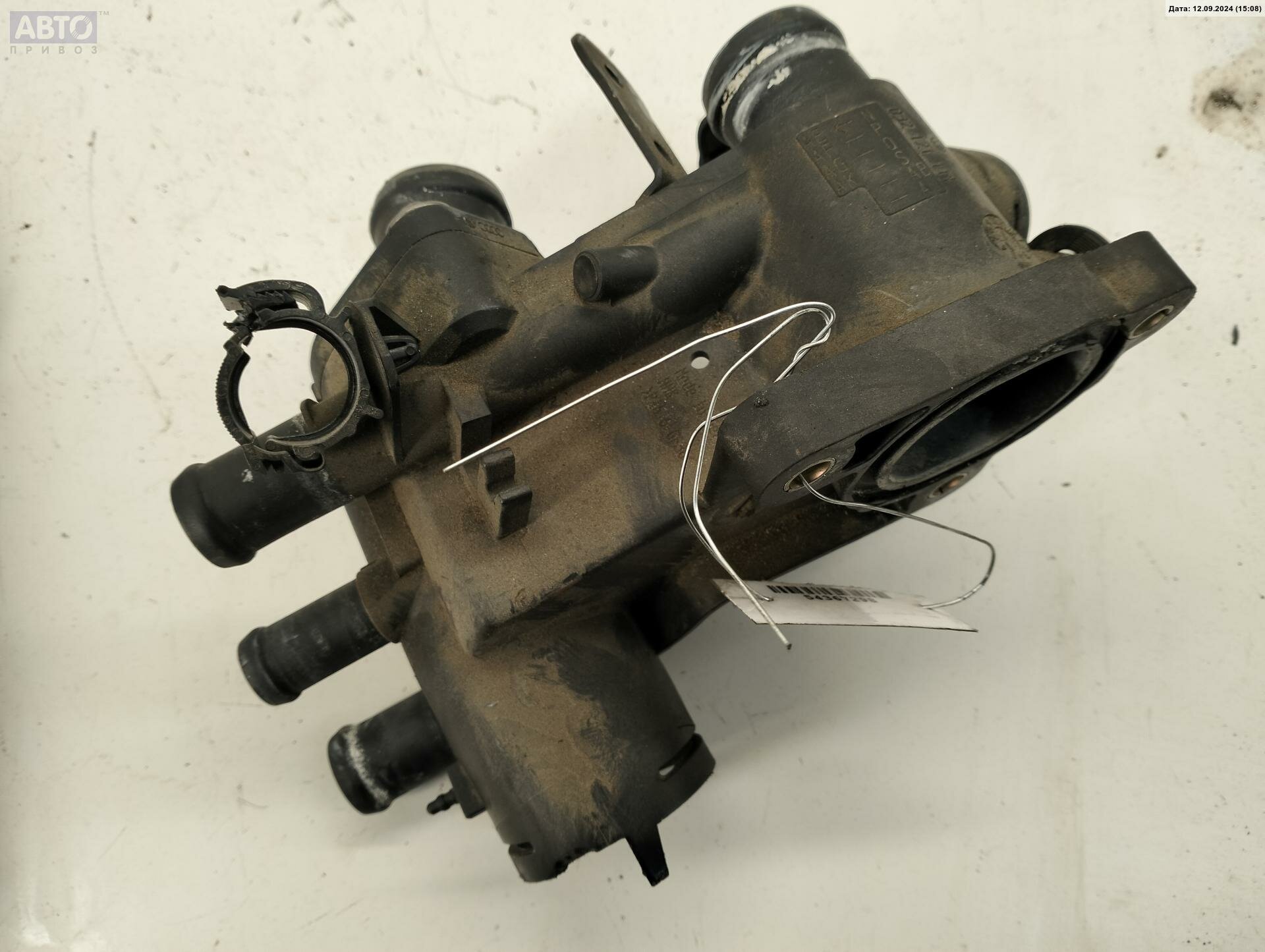 Корпус термостата Volkswagen Golf-4