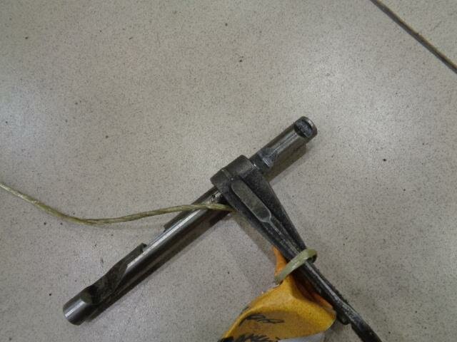 Вилка переключения задней передачи от Opel Astra G 1998-2008